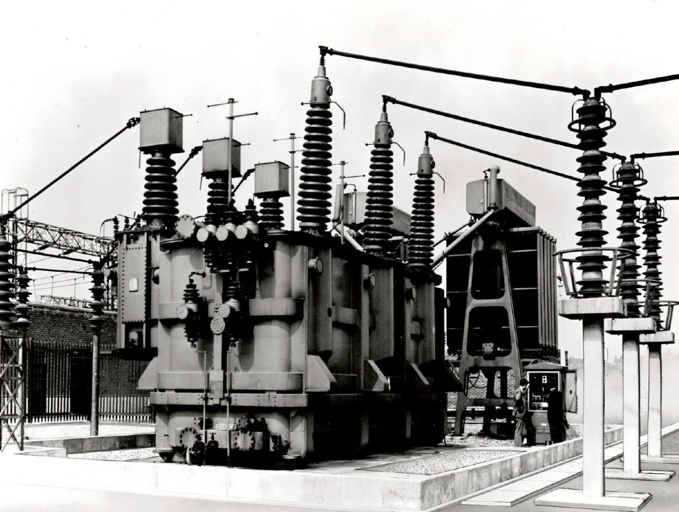 Supergrid at 70: the technology | National Grid Group